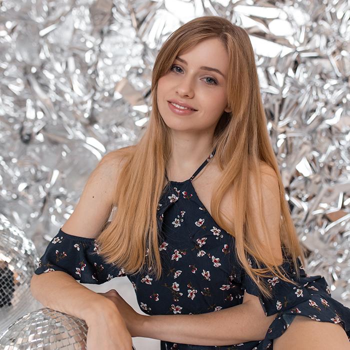 Hot miss Alina from Kiev, Ukraine: Russian women