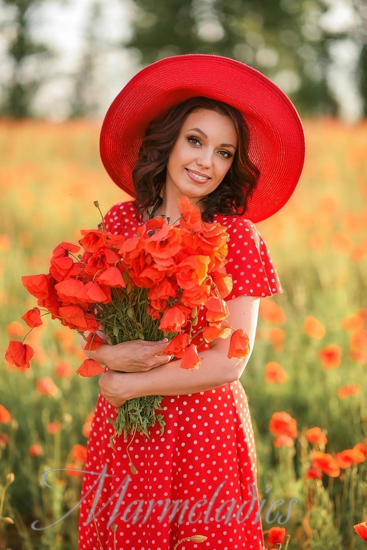 Pretty lady Olga from Eastern Europe: Russian girls