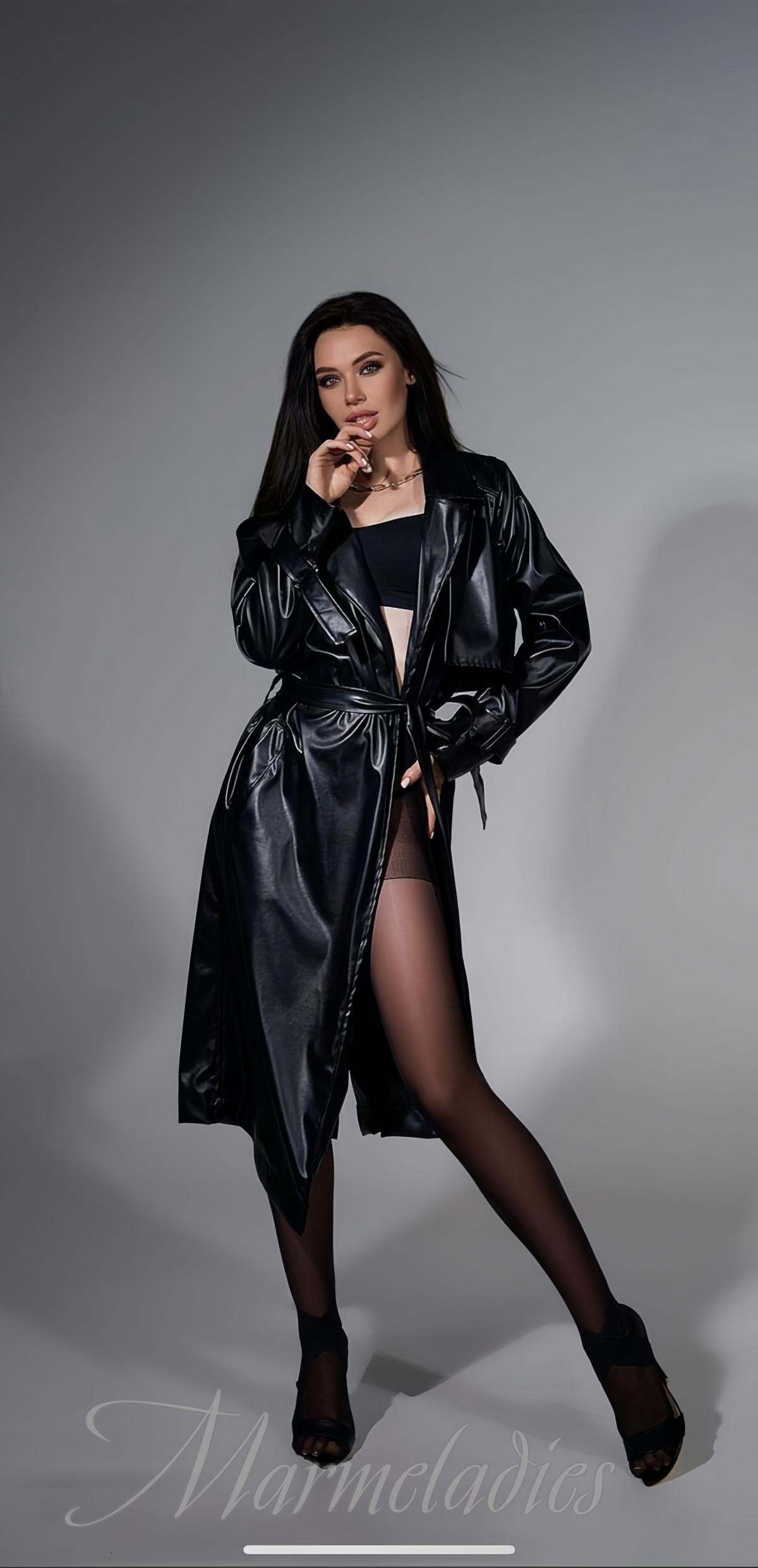 Gorgeous wife Liliya from Dnepr, Ukraine: sexy Russian women