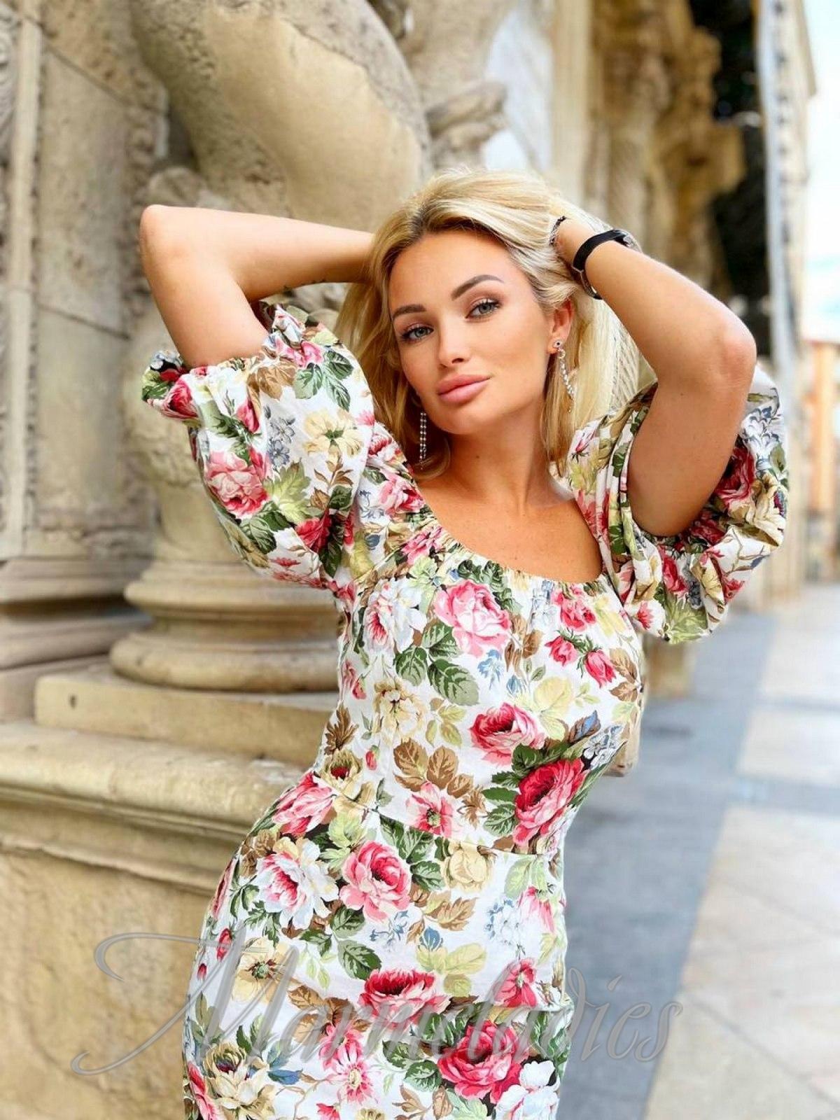 Gorgeous girl Anna from Denia, Spain: Russian women personals