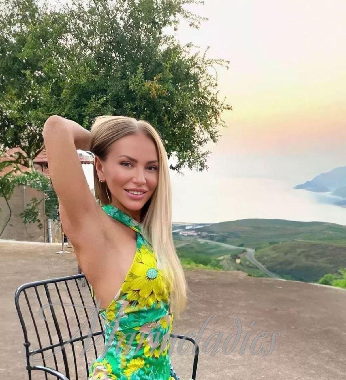 Sexy lady Yulia from Portsmouth, United Kingdom: Russian women personals