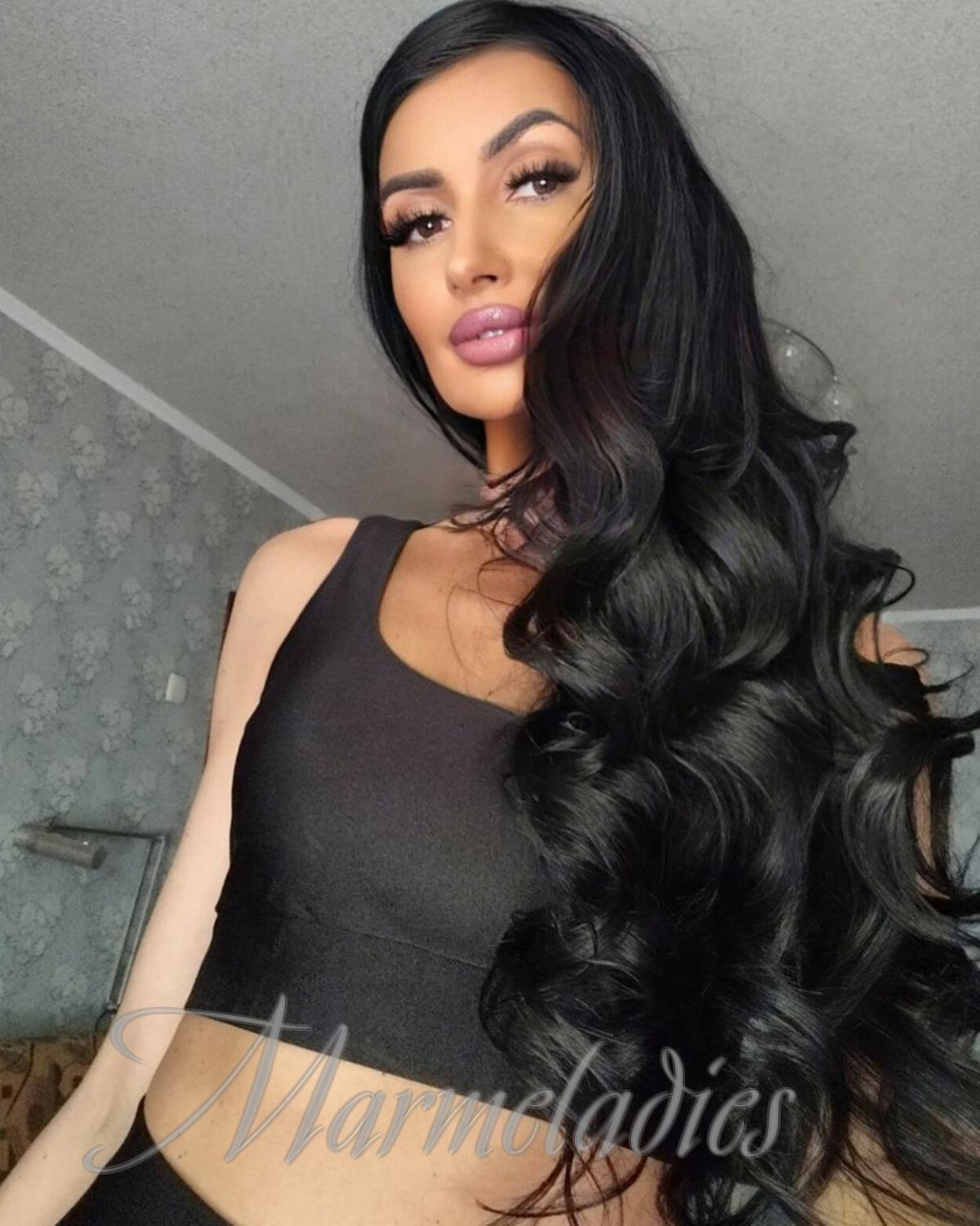 Single mail order bride Yana from Kharkiv, Ukraine: Ukraine girls