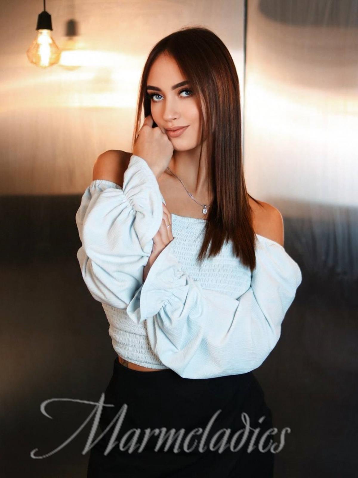 Single girlfriend Olga from Chernigov, Ukraine: Russian girl