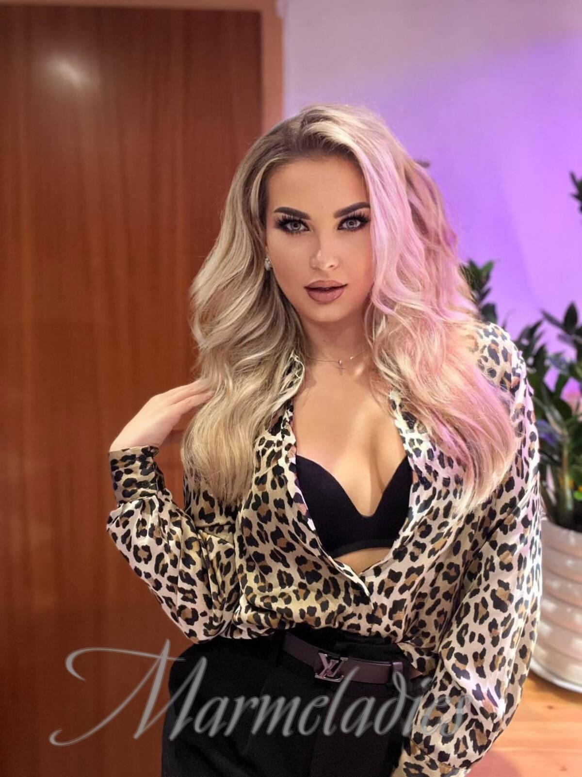 Hot miss Marina from Kiev, Ukraine: Russian beauties