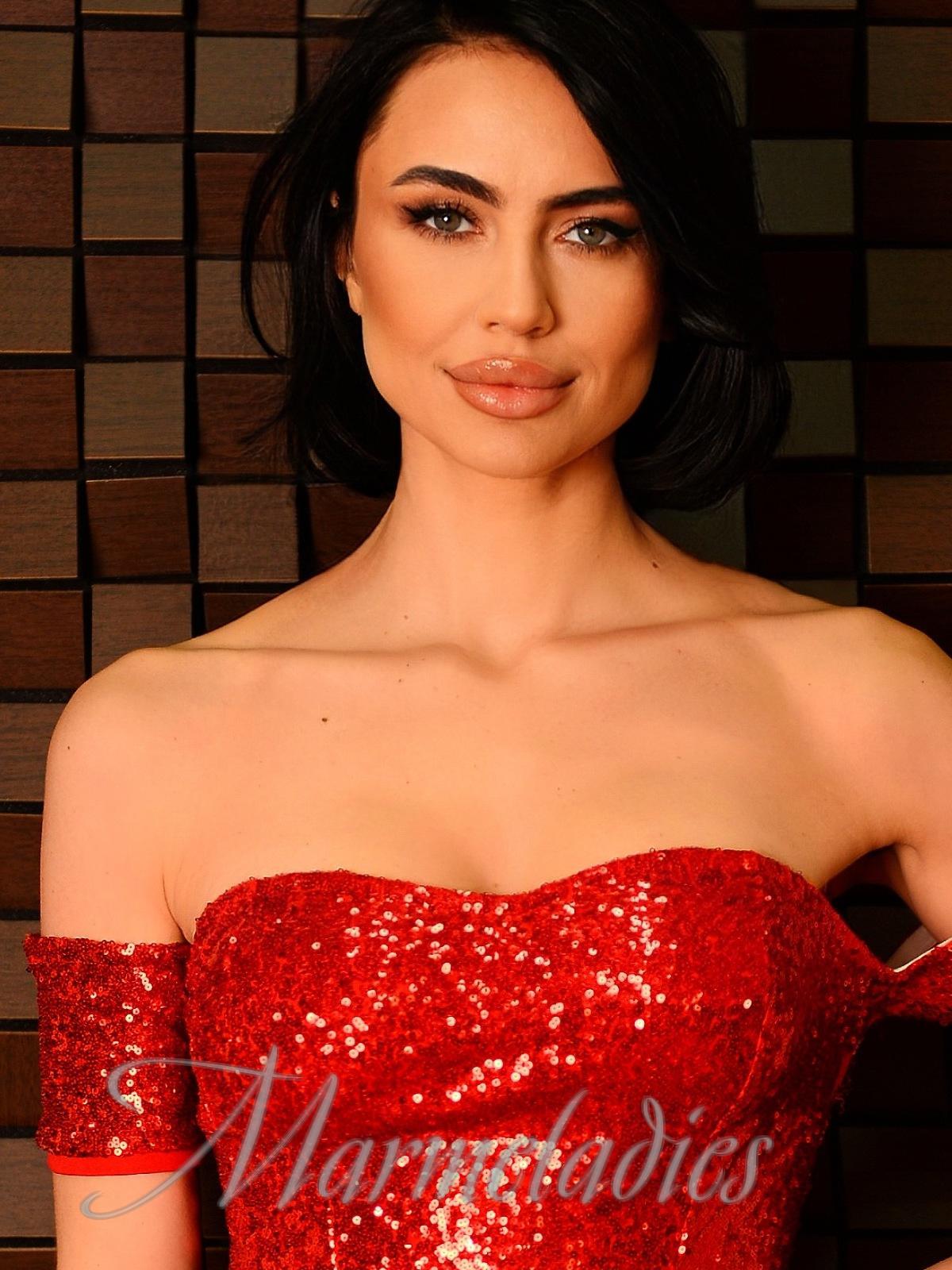 Pretty miss Elena from Kiev, Ukraine: Russian women