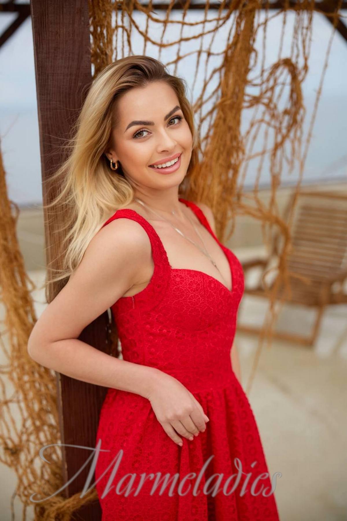 Amazing miss Alina from Odessa, Ukraine: Ukranian women