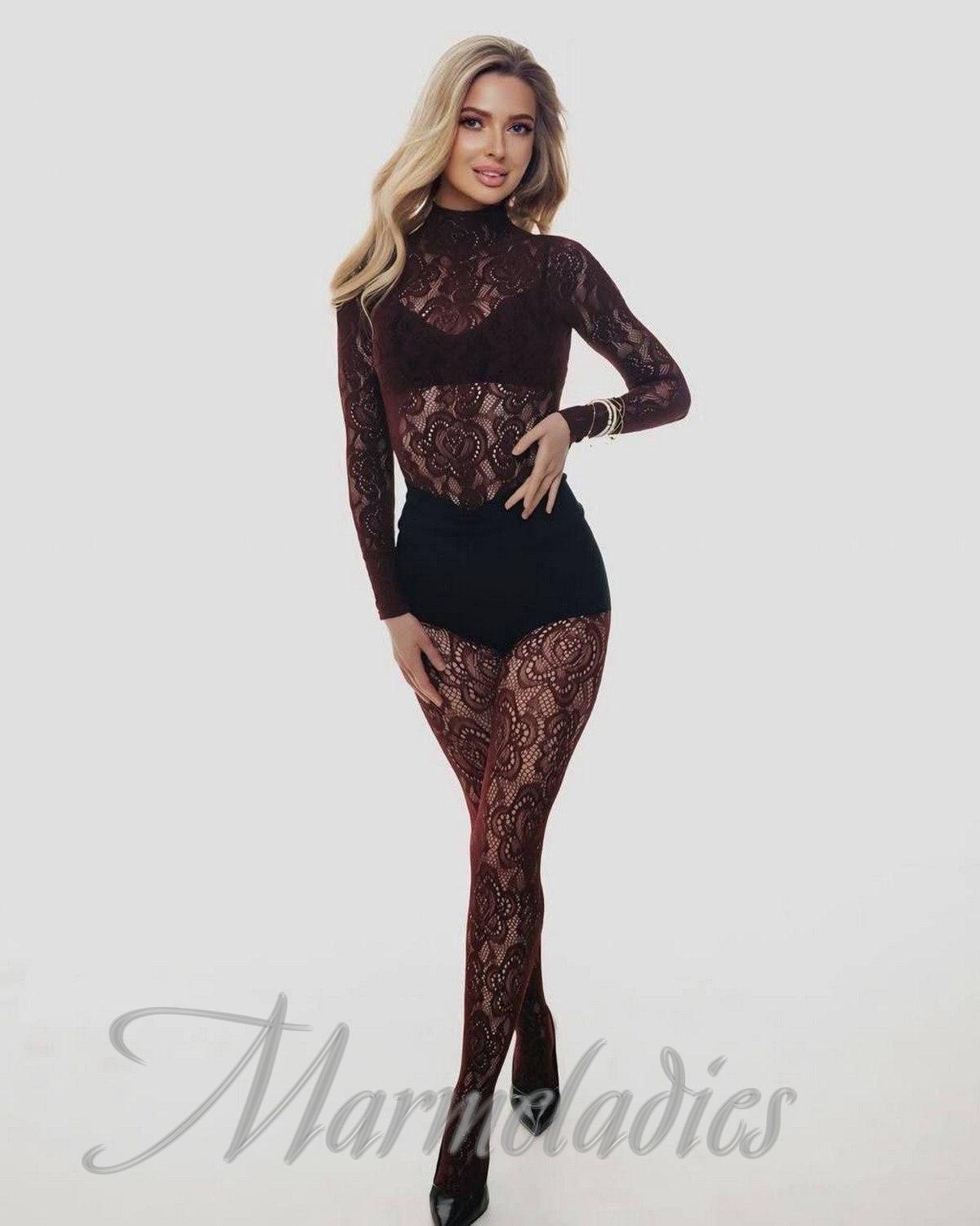 Hot bride Alena from Praga, Czech Republic: Russian women